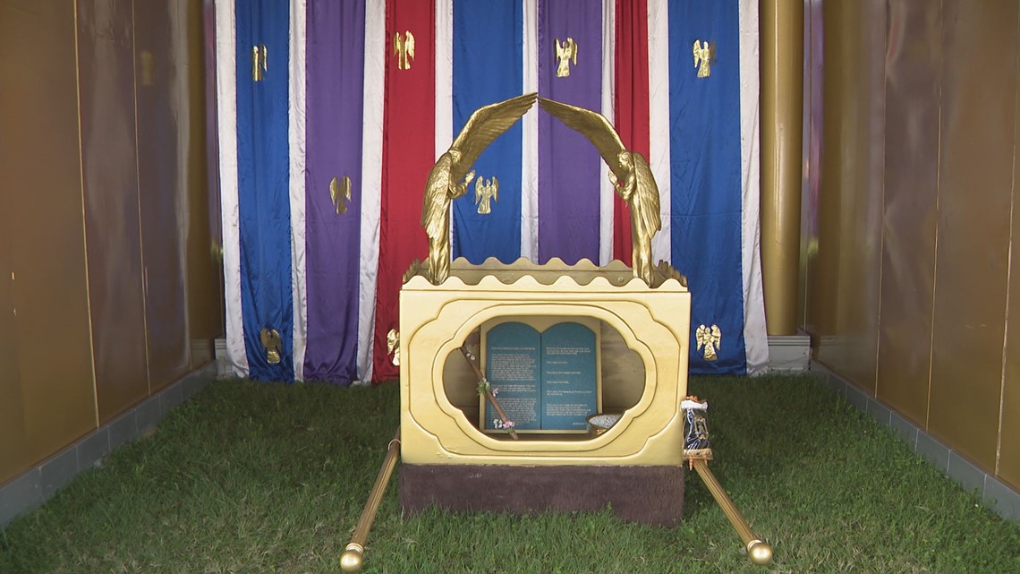 Exhibit from Messiah's Mansion at Troy, Illinois church | ksdk.com