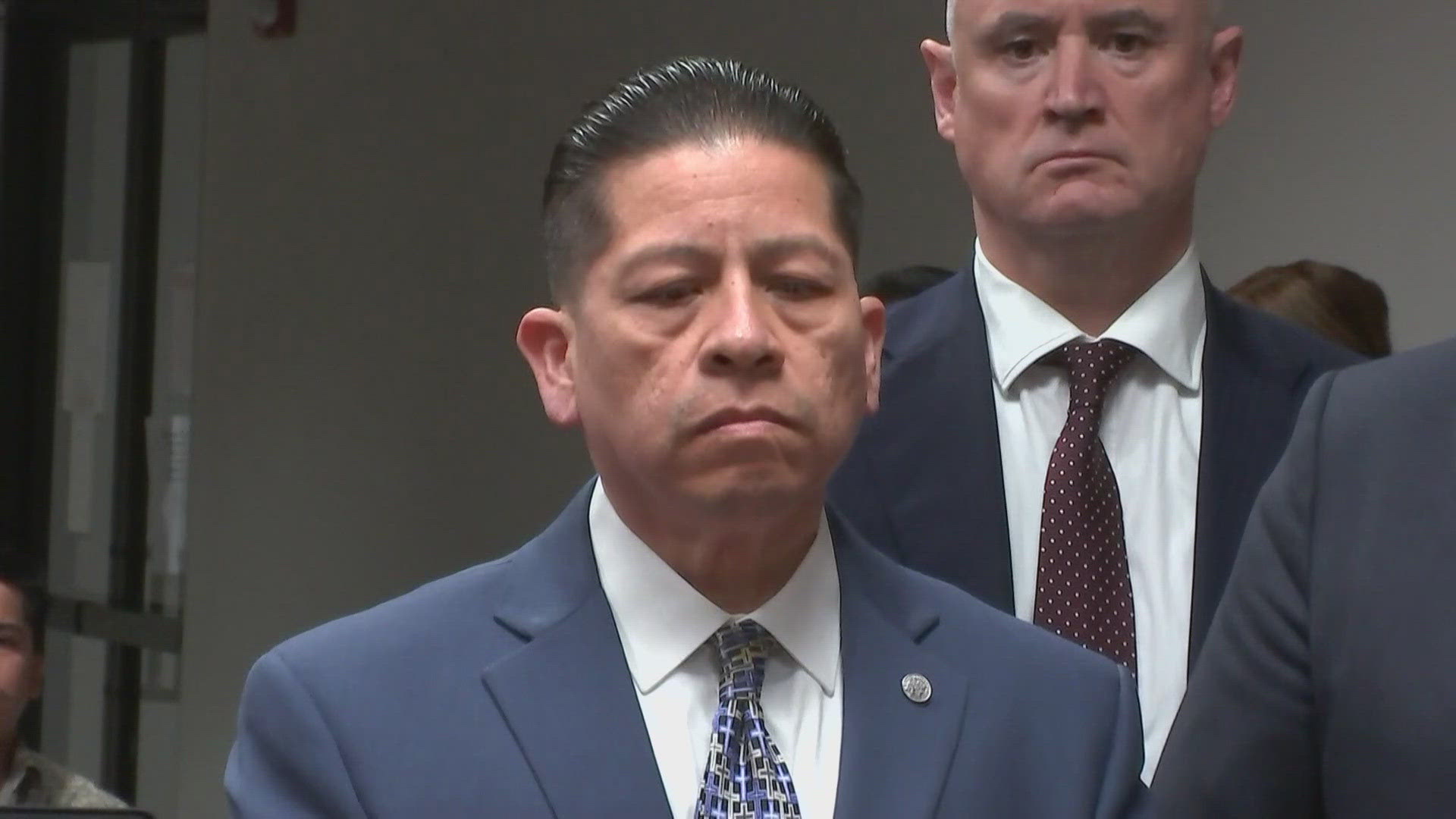 Former Uvalde officer acquitted in trial over police response to Robb ...