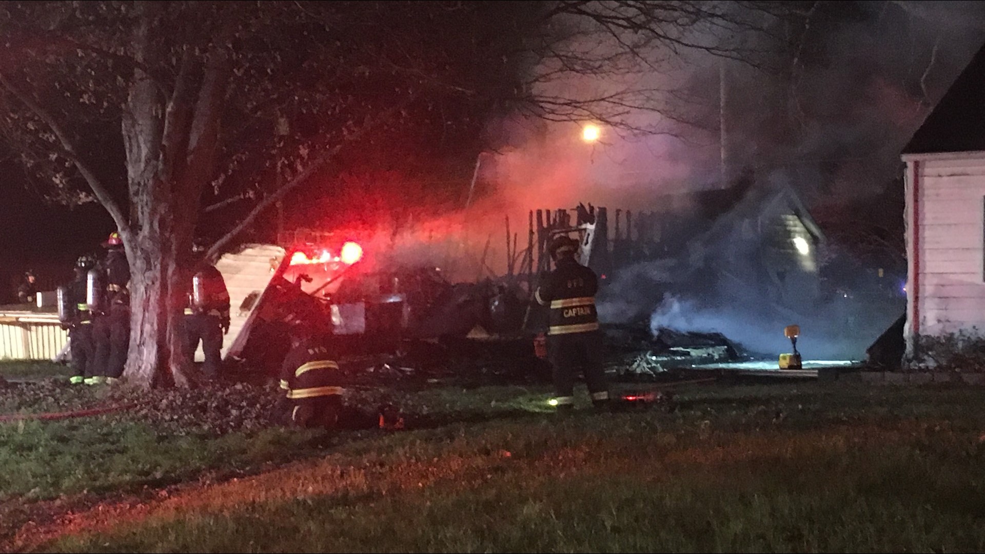 Explosion levels home in Belleville neighborhood | ksdk.com