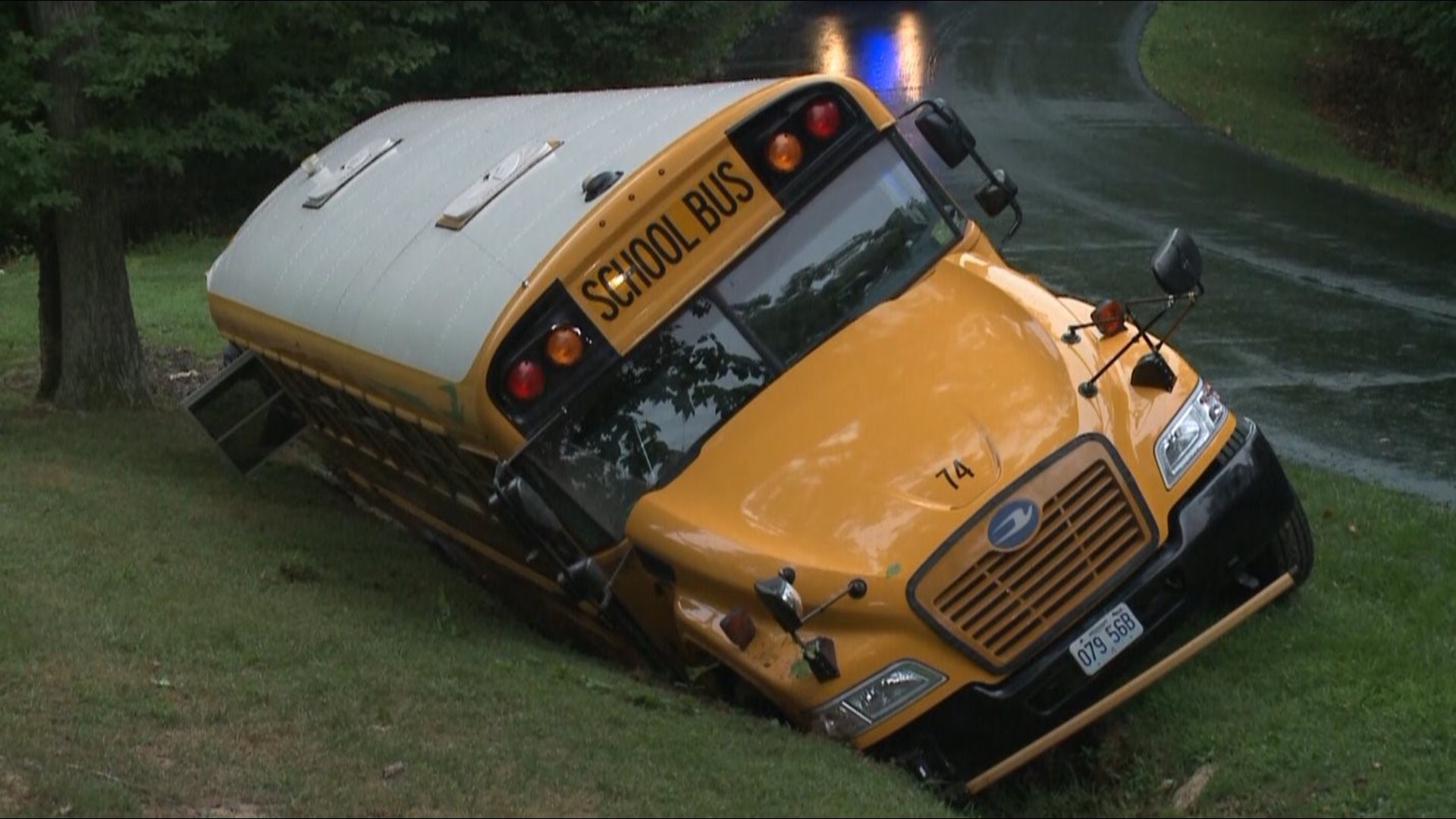 School bus slides off road in O'Fallon, Mo. on first day of school ...