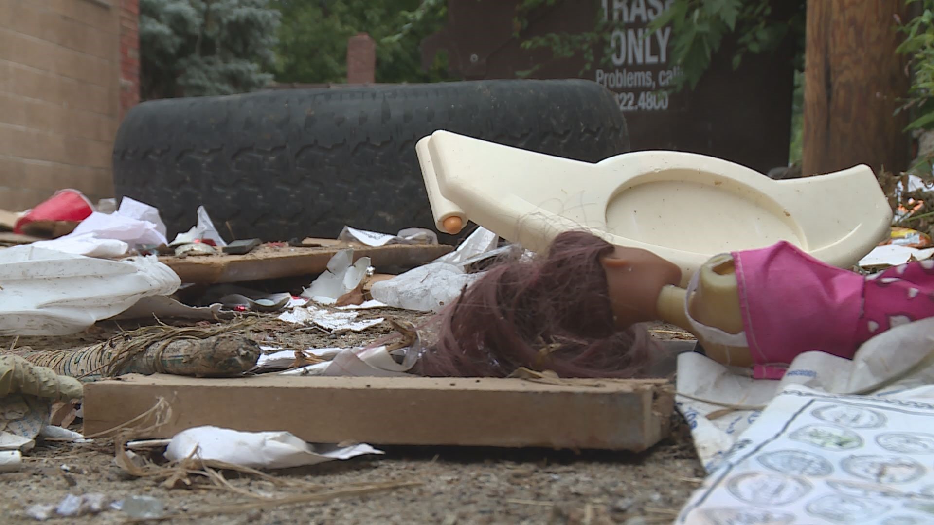 Mayor Krewson says St. Louis trash problems are complicated by illegal ...