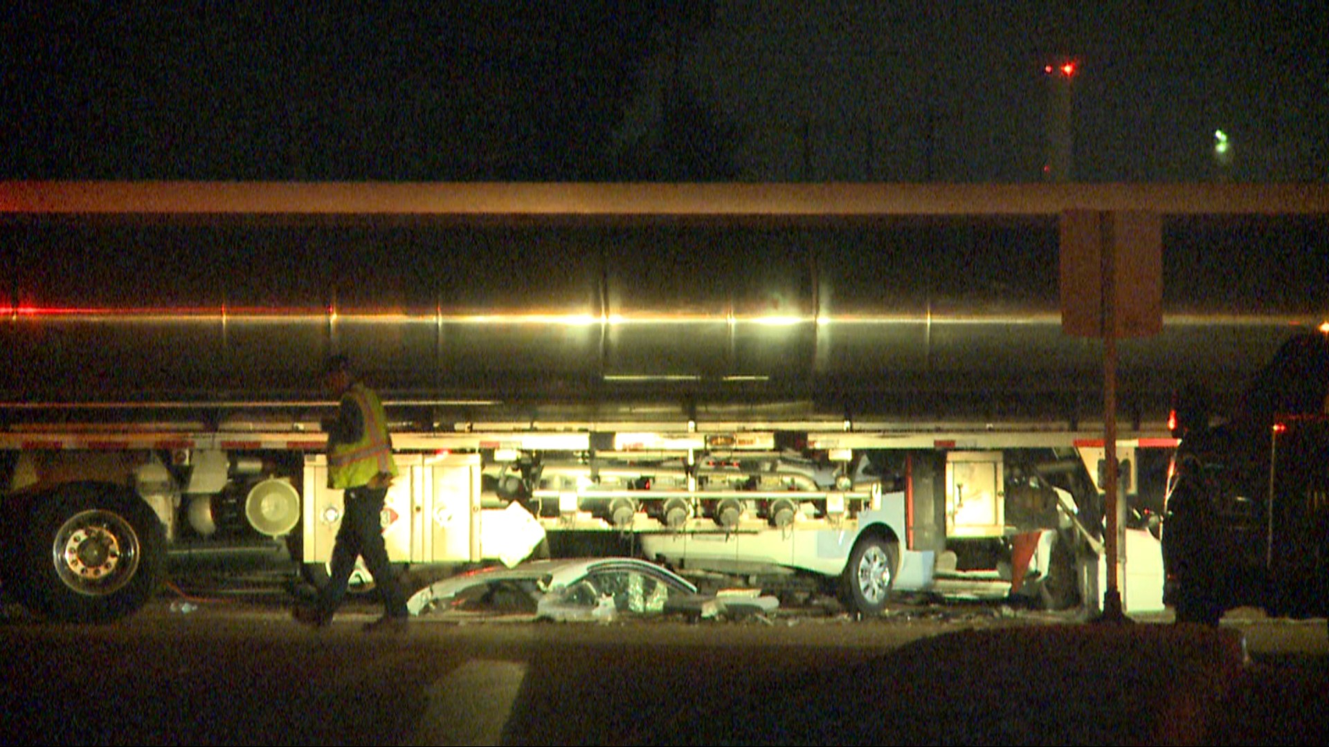 2 killed after car crashes into tanker truck while evading police ...