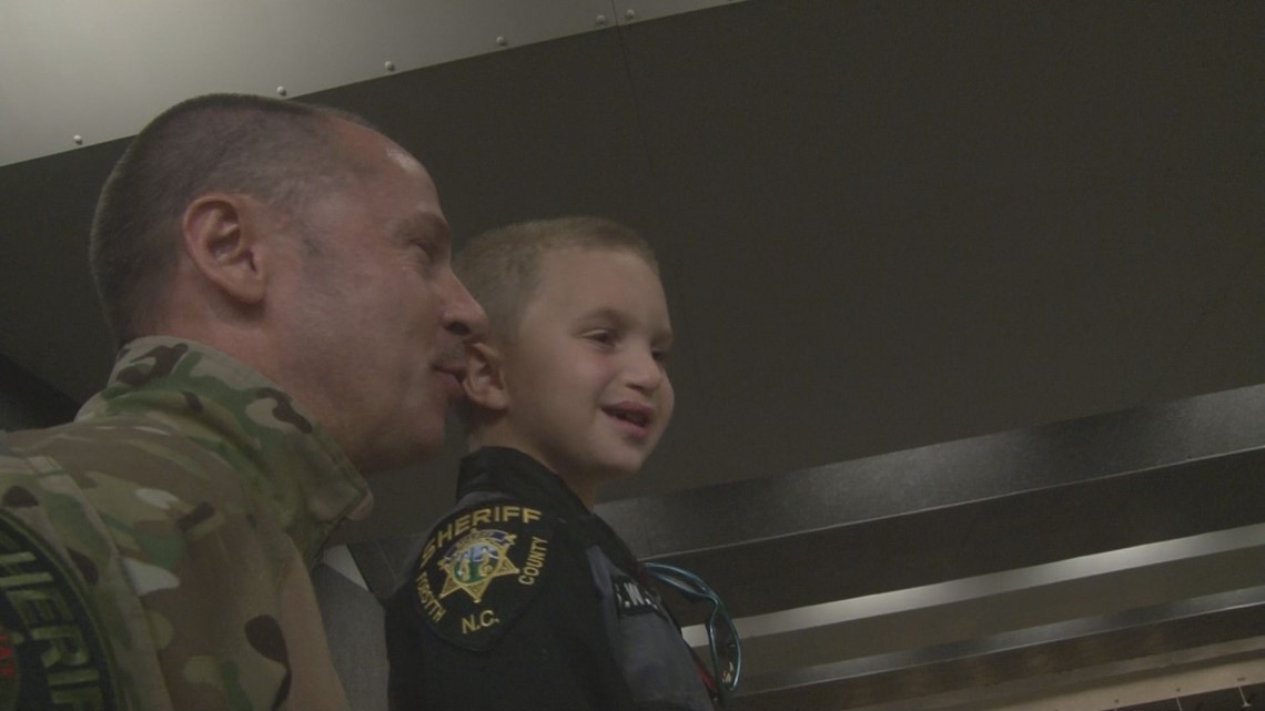 7-year-old builds bond with NC SWAT team | ksdk.com