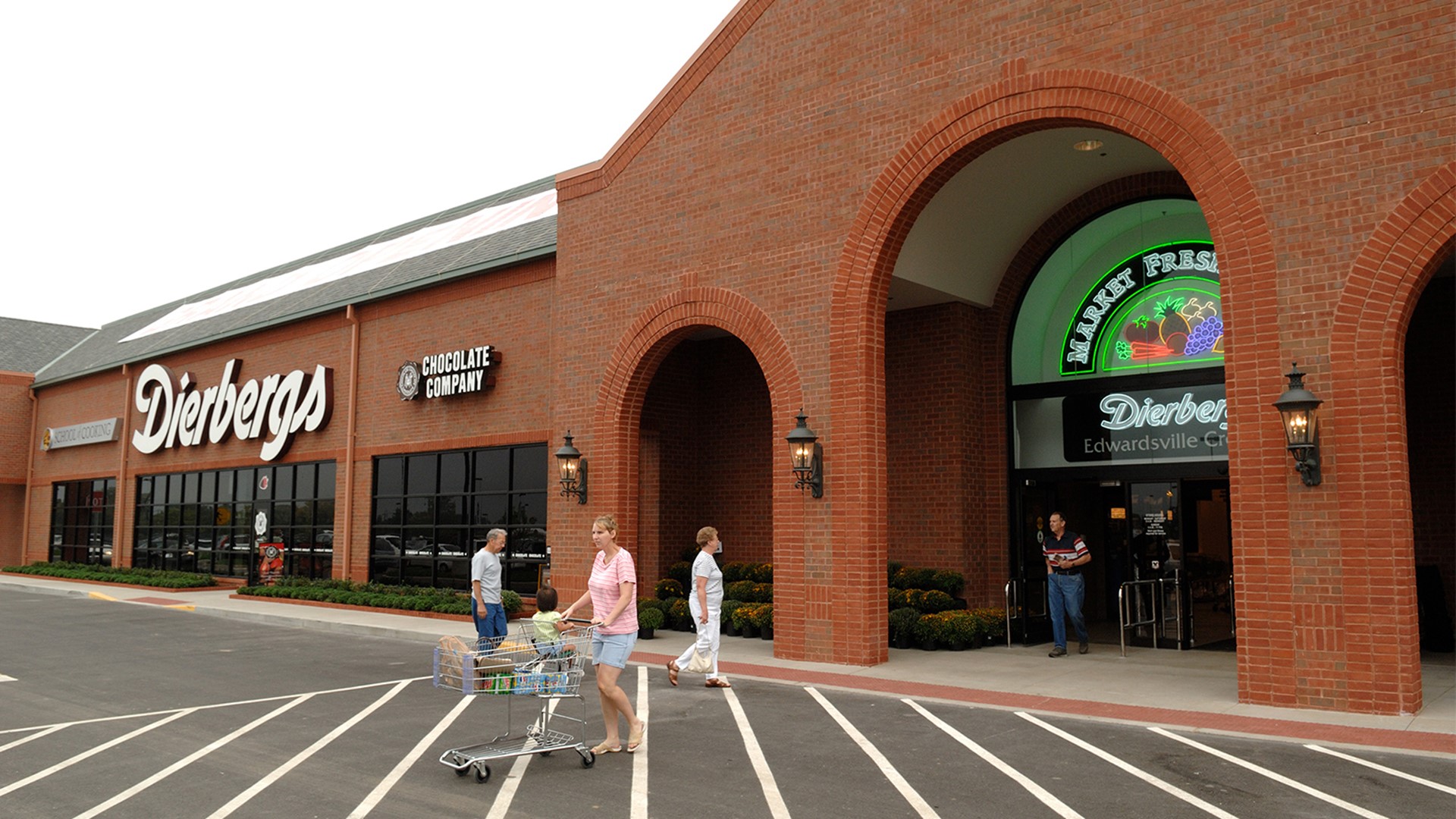 200+ jobs available at Dierbergs hiring event on Friday | ksdk.com