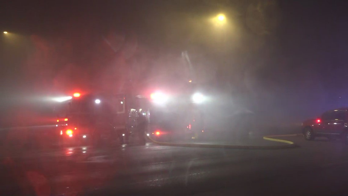 Crews battle building fire early Friday in Belleville | ksdk.com