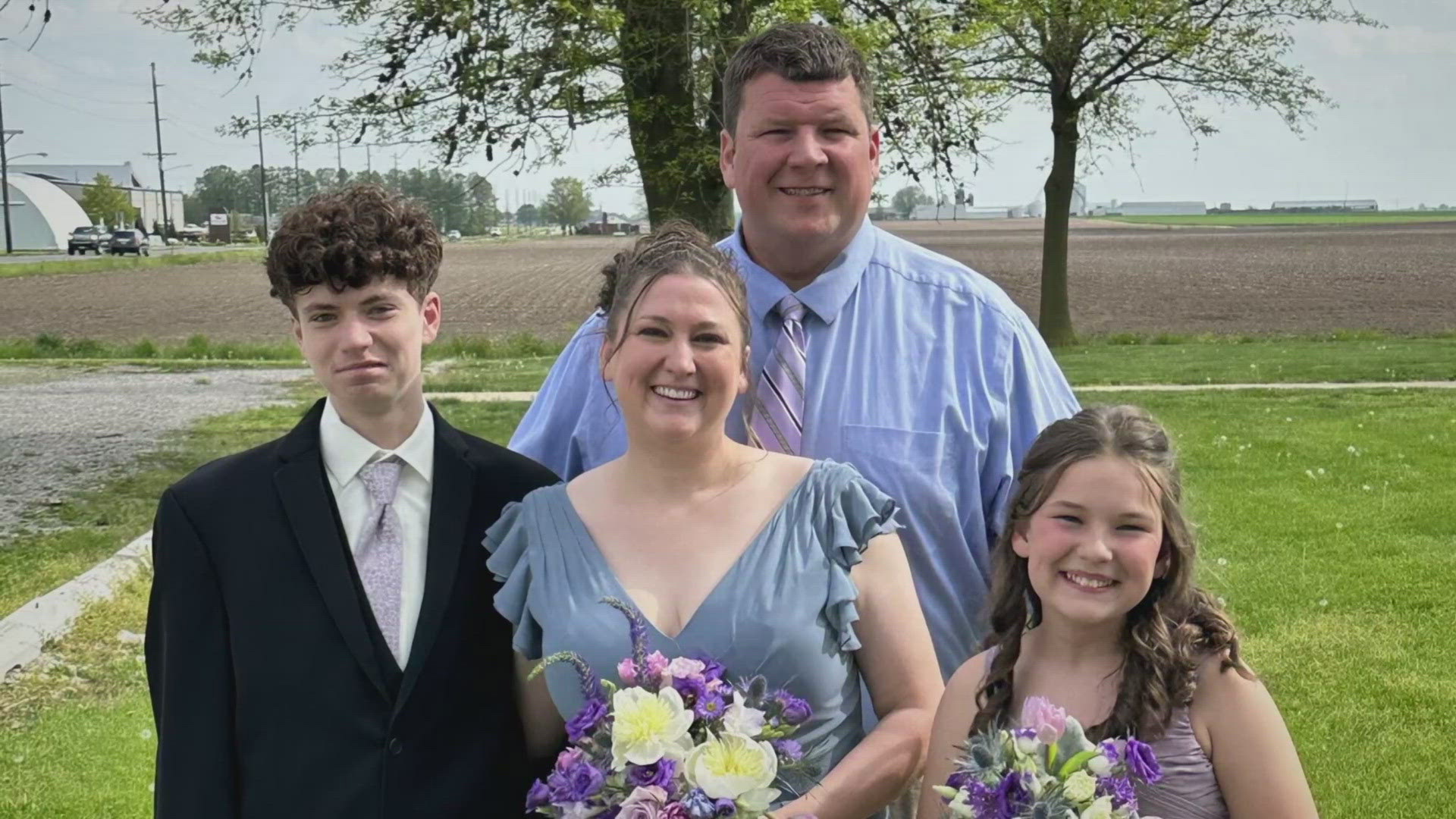 Belleville family grieves after 17-year-old shot and killed in East St ...