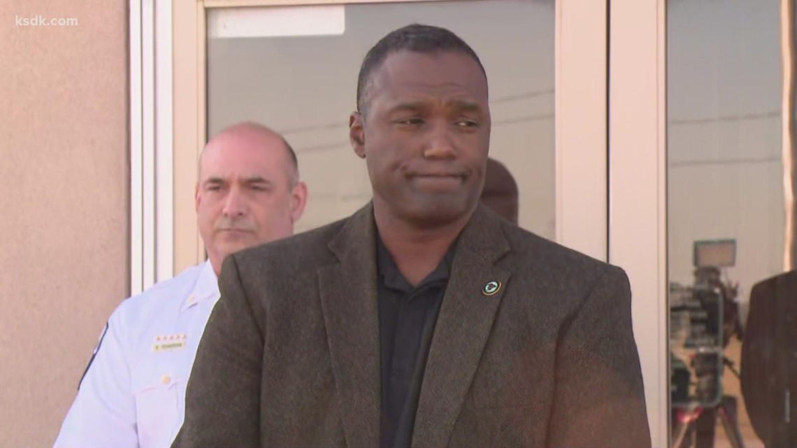 ISP gives update after Pontoon Beach police officer killed in the line ...