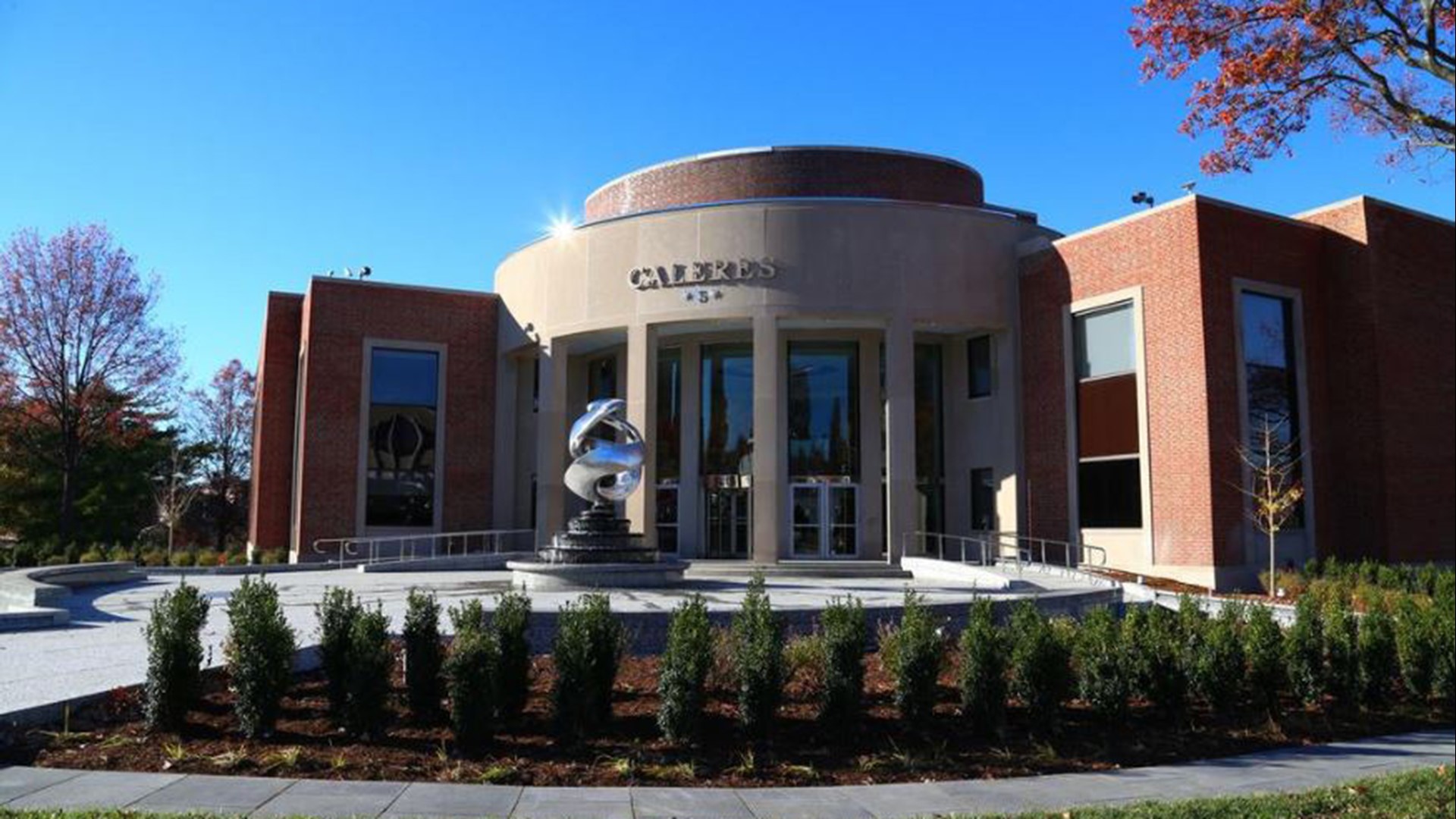 Caleres St. Louis headquarters for sale | ksdk.com