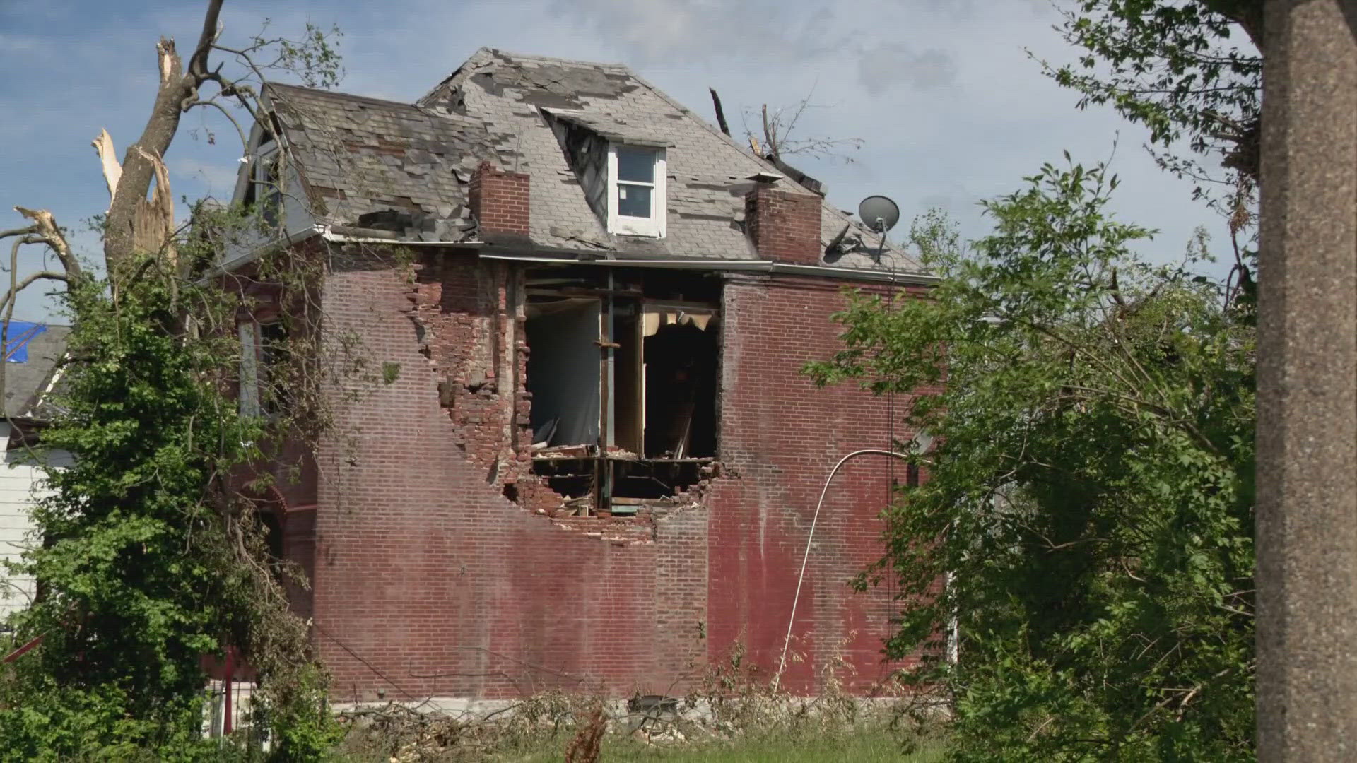 Northern lights could be visible in Missouri and Illinois Monday night ...