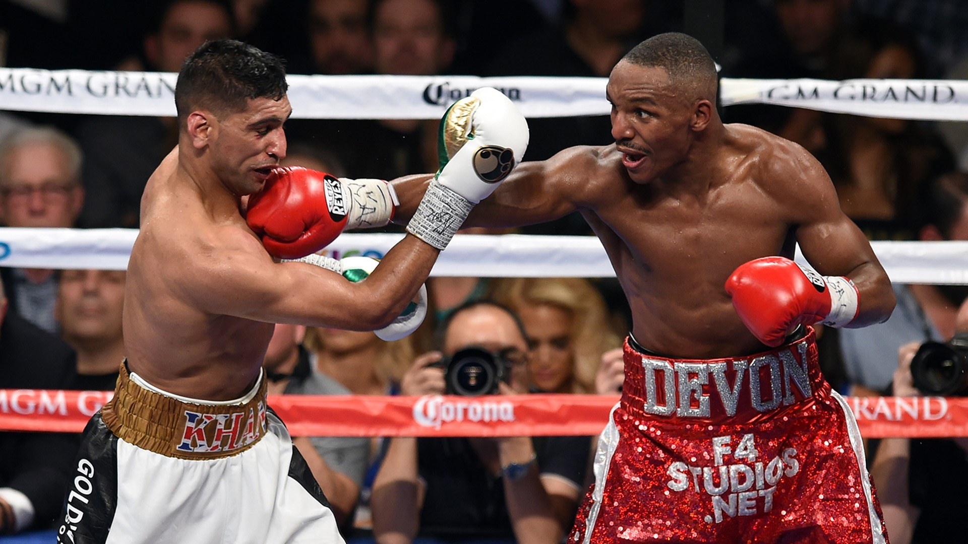 World champion boxer asking St. Louis to 'StandUP!' against gun ...