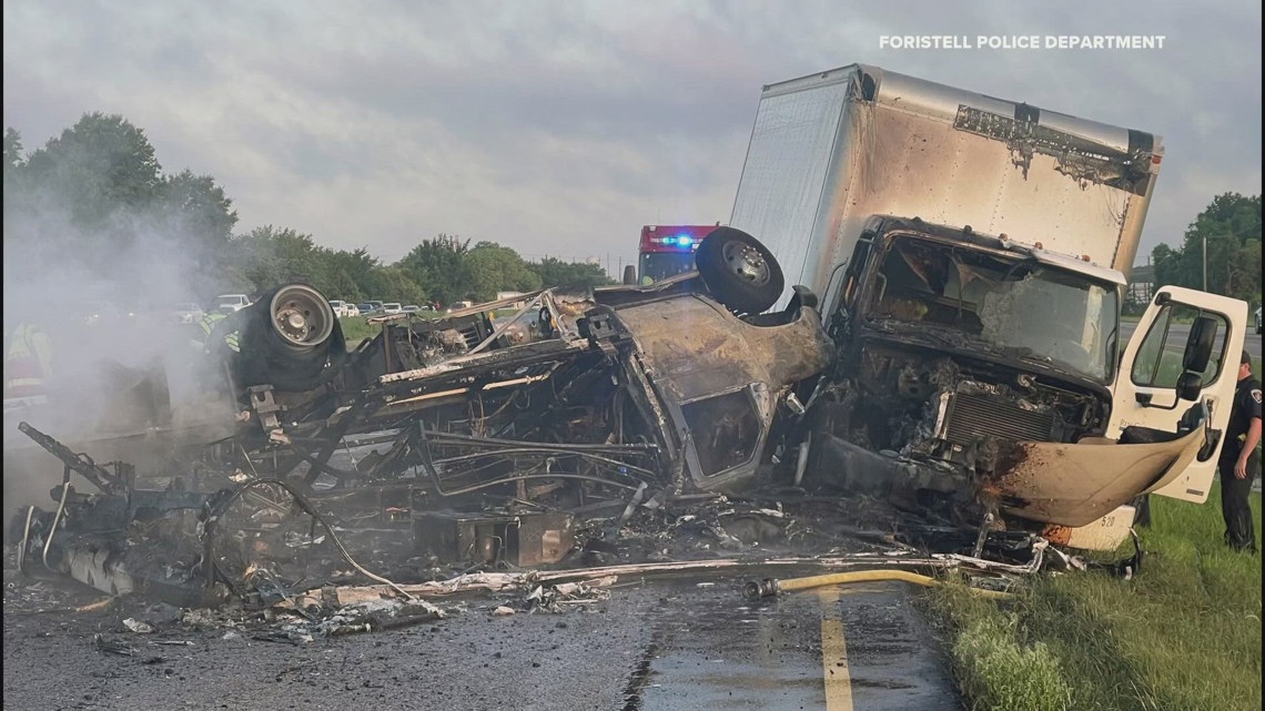 I-70 reopens after fiery crash closed eastbound lanes near Wright City ...