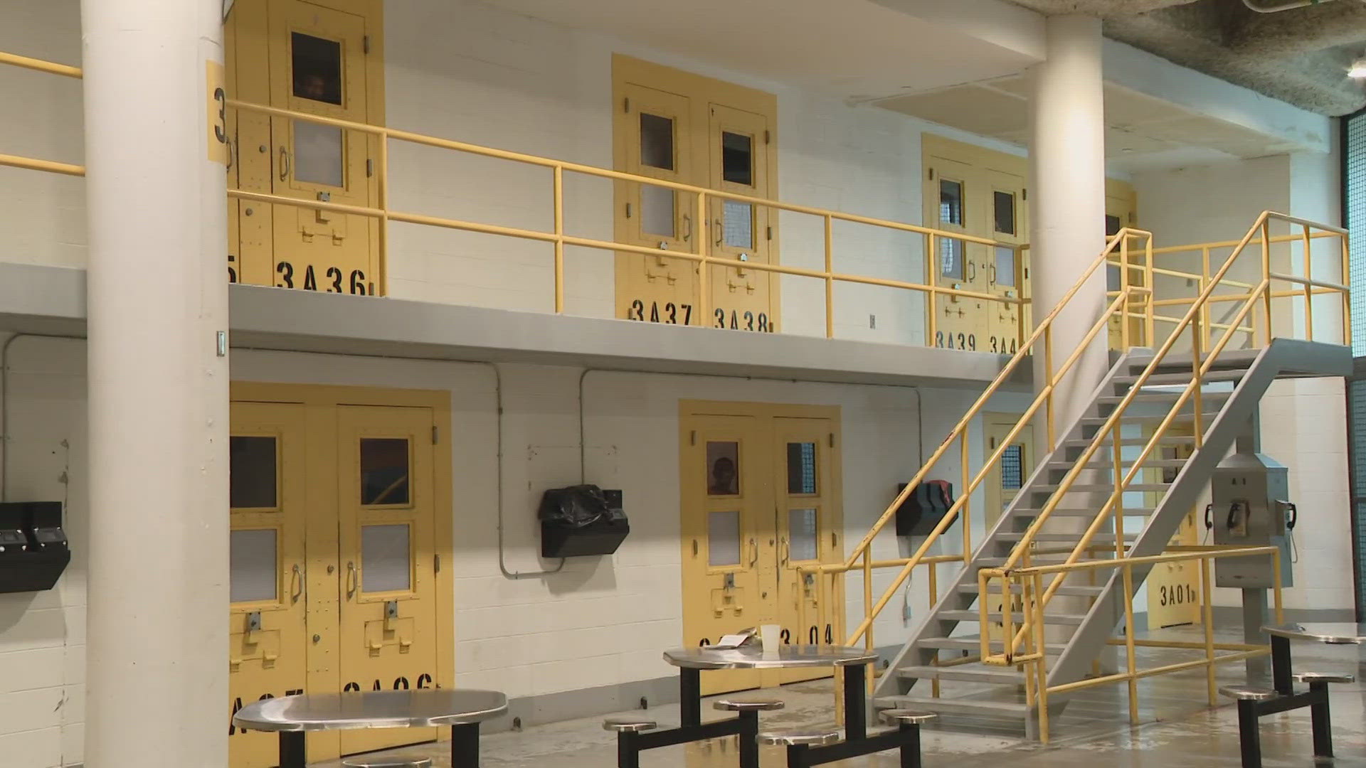 St. Louis inmate dies after restraint chair incident | ksdk.com