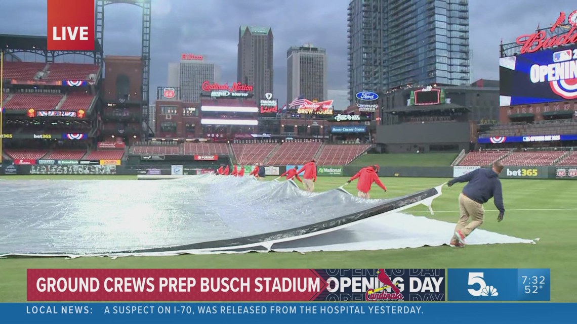 Ground crews prep Busch Stadium ahead of Opening Day | ksdk.com