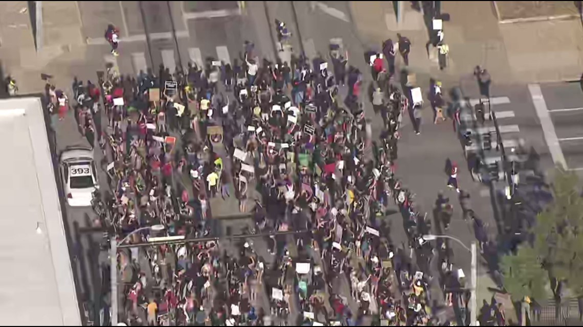 Delmar Loop protest: 'Delmar Divide' march by ExpectUS St. Louis | ksdk.com