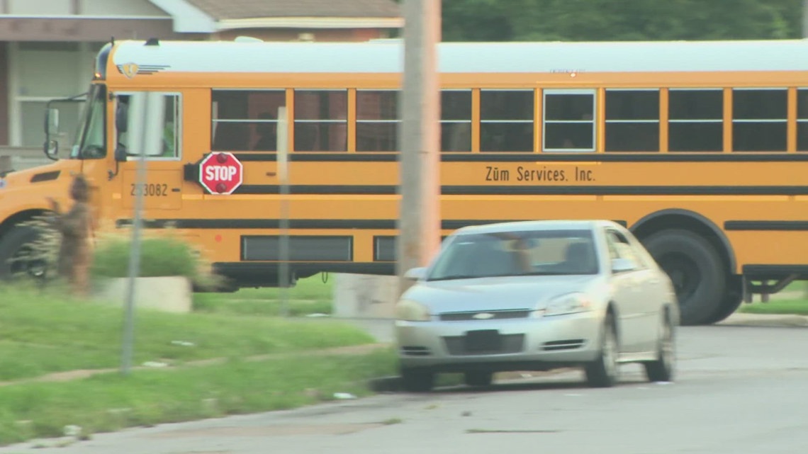 St. Louis Public Schools buses roll smoothly with Zum, despite few ...