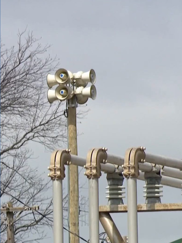 'Accidental' tornado siren blares throughout St. Louis on Monday at 1 p ...