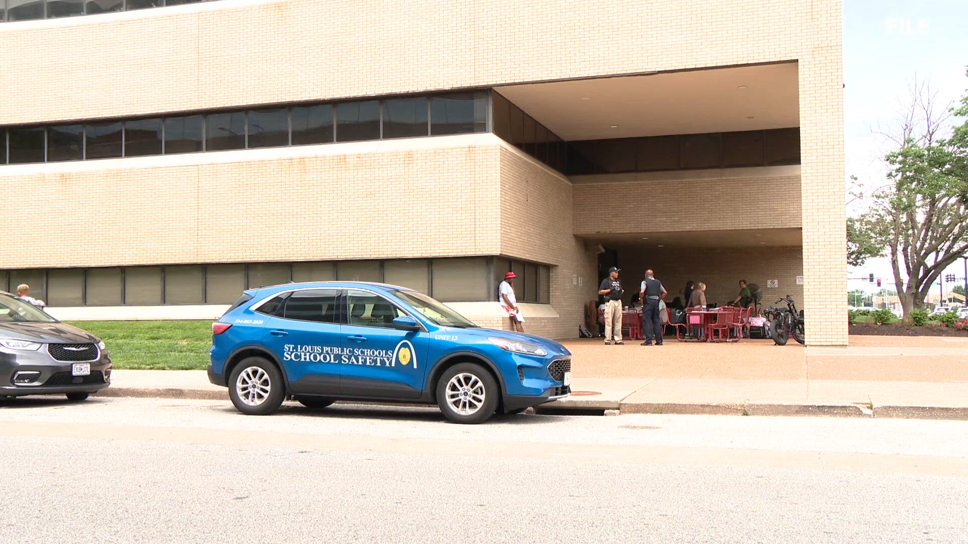 SLPS employees target July 6 for return to building | ksdk.com