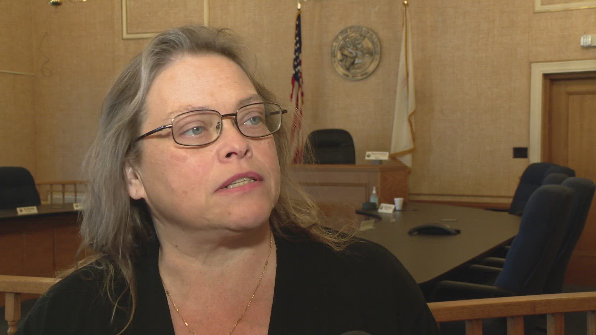 An Illinois mayoral candidate didn't staple her documents together; now ...