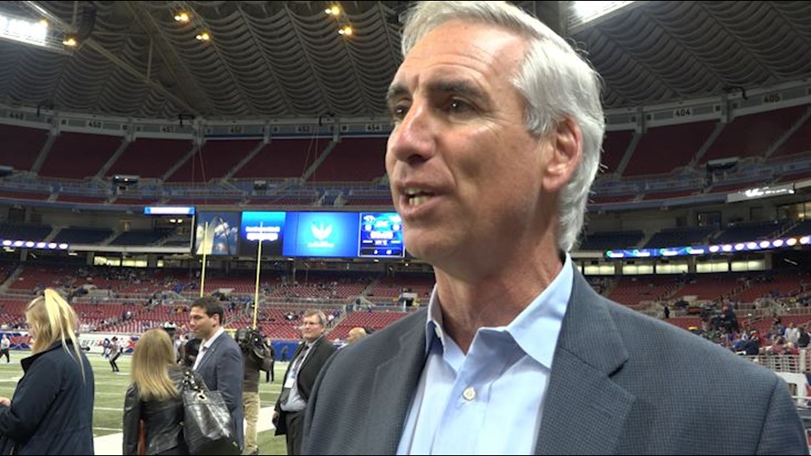 BattleHawks | St. Louis makes an impression on Oliver Luck | ksdk.com