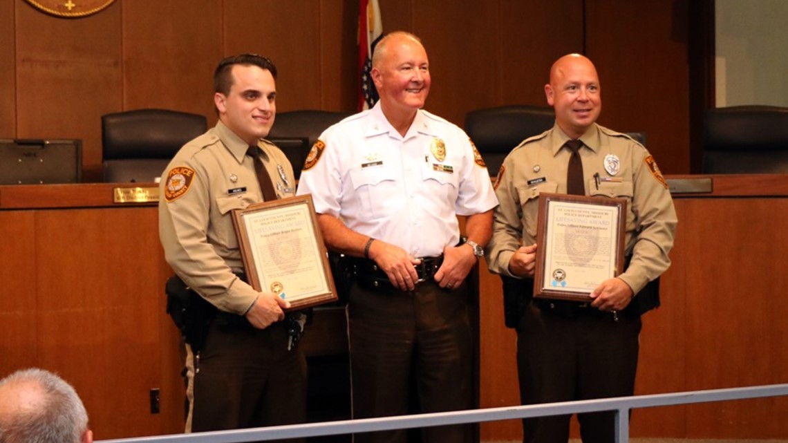 2 St. Louis County police officers honored with award after saving a ...