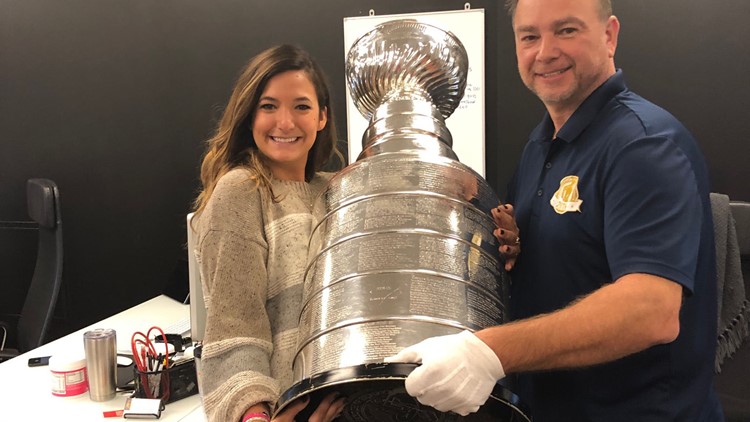 St. Louis Stanley Cup tracker sees the Cup for first time | ksdk.com