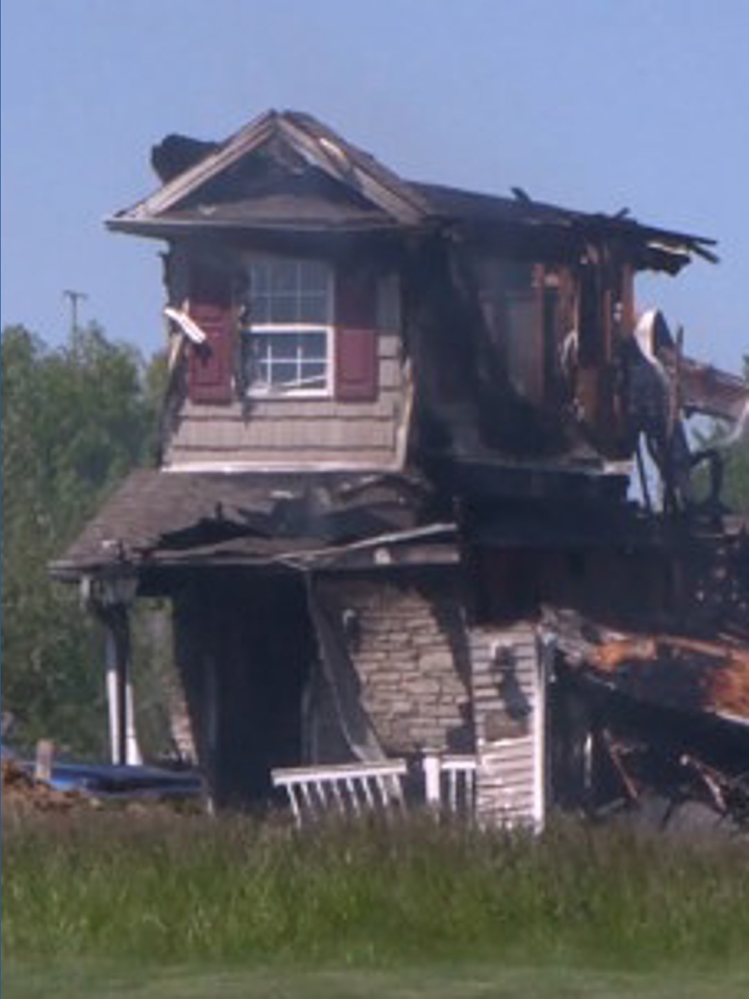 Search warrants reveal explosive materials in deadly Metro East home ...