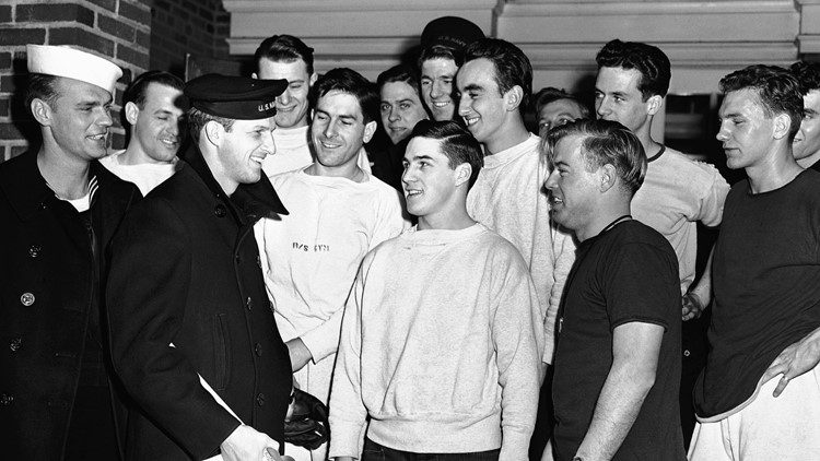 Pictures of Cardinals Stan Musial in the Navy | ksdk.com