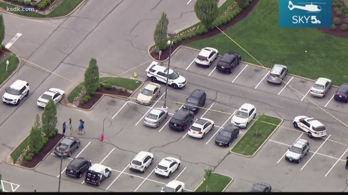 Police shoot woman connected with shoplifting case at Ladue Crossing ...