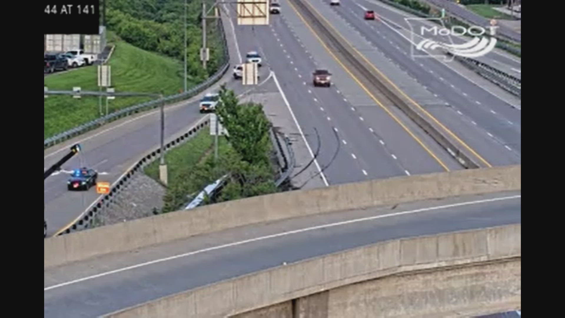 Crane lifting tractor trailer after I-44 crash in St. Louis County ...