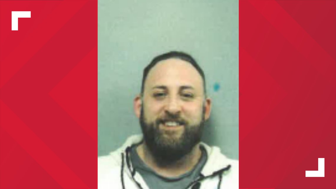 IDOT employee charged with wire fraud, forgery | ksdk.com