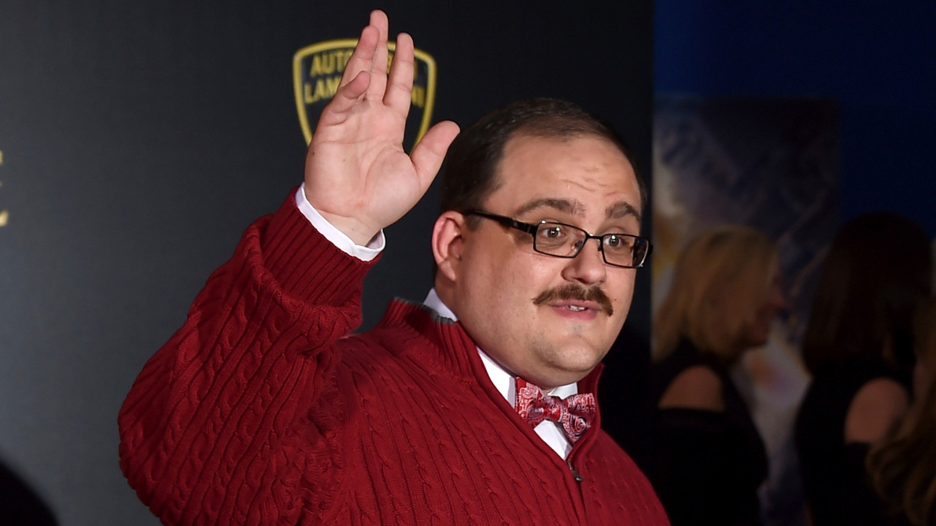 Red sweater guy Ken Bone: Who did he vote for in 2016, 2020? | ksdk.com