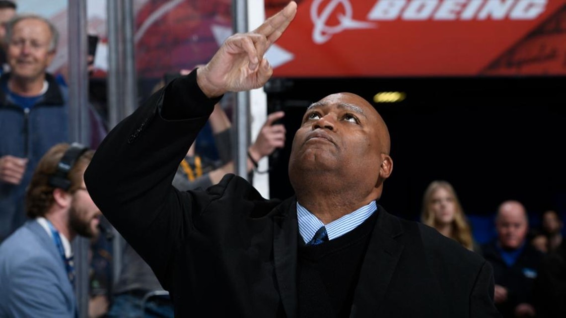 Cardinals | Charles Glenn to sing anthem in Game 3 of NLDS | ksdk.com