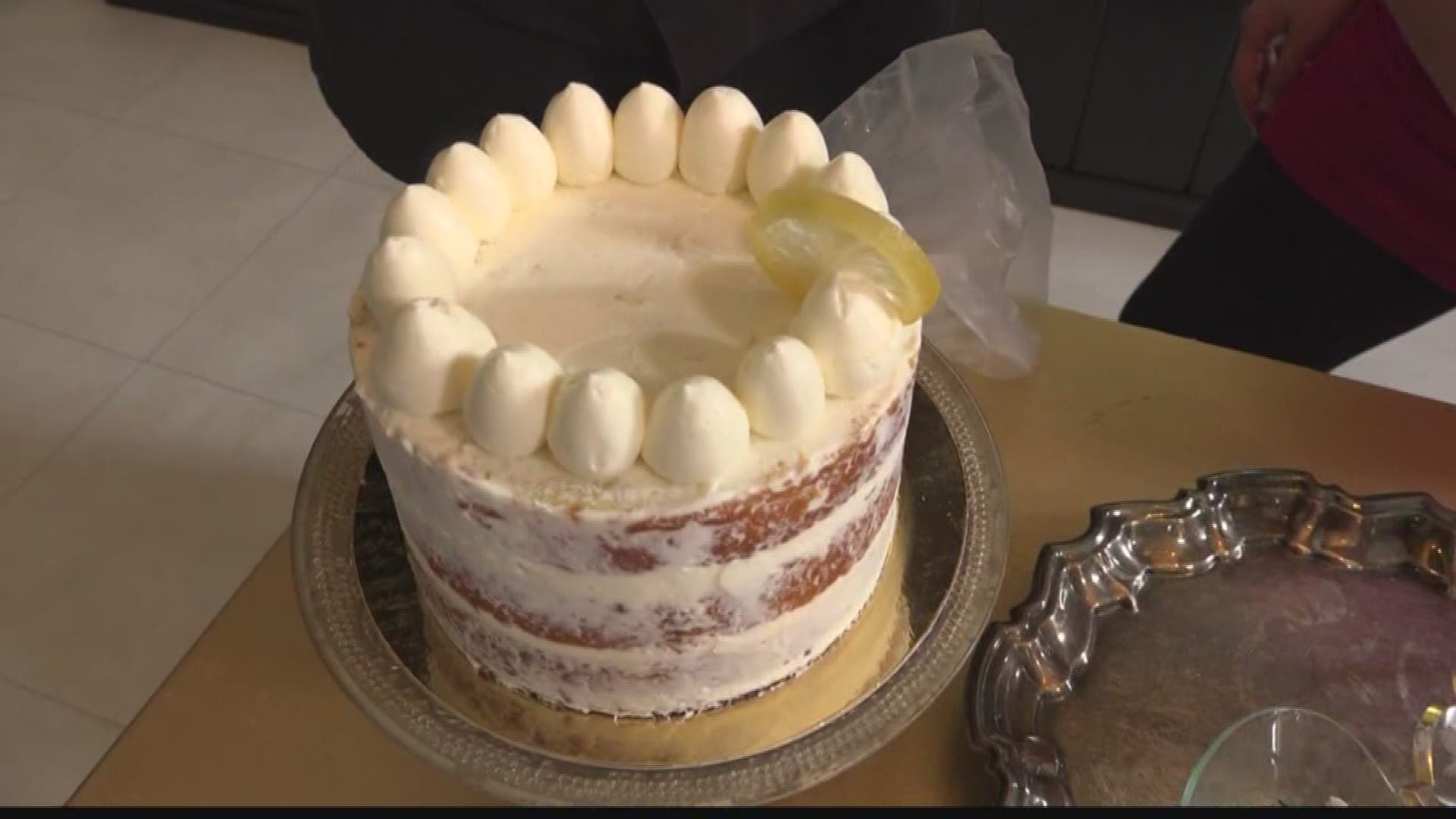St. Louis bakery serving Royal Wedding Cake by the slice | ksdk.com