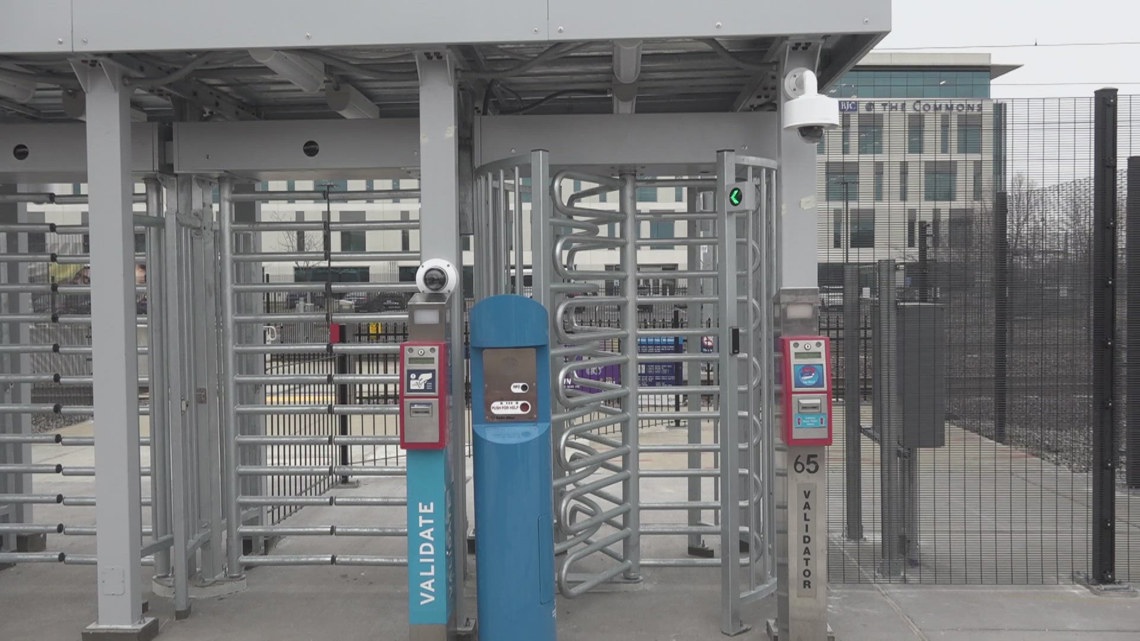 Security gates installed at Cortex MetroLink station | ksdk.com