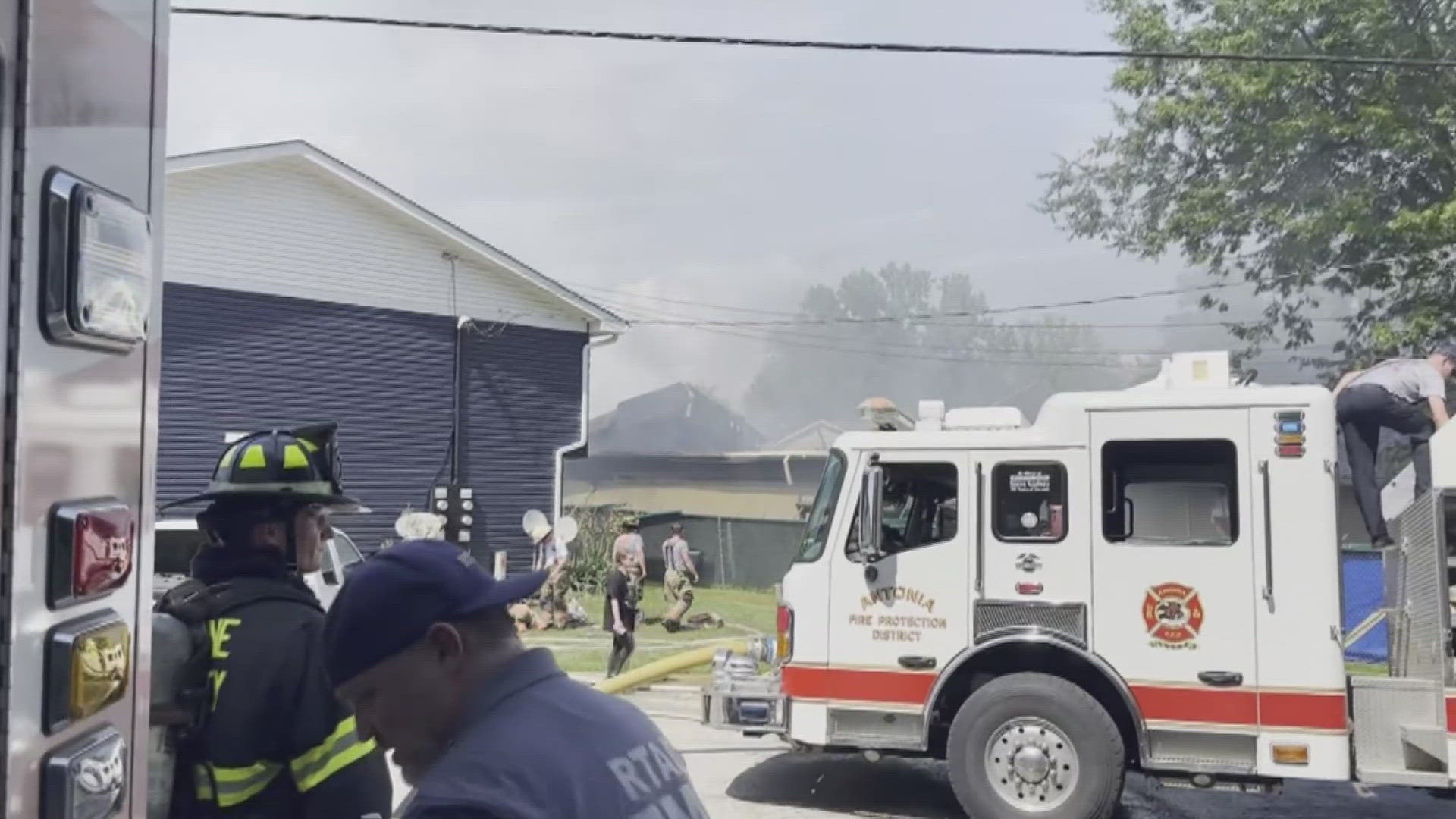 All escape fire at A Howlin’ Good Time Doggie Daycare | ksdk.com