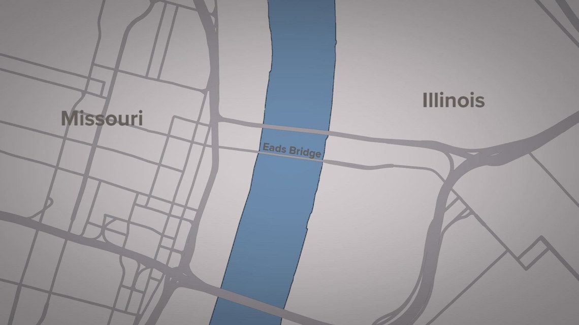 6 Barges carrying light cycle oil briefly hit Eads Bridge | ksdk.com