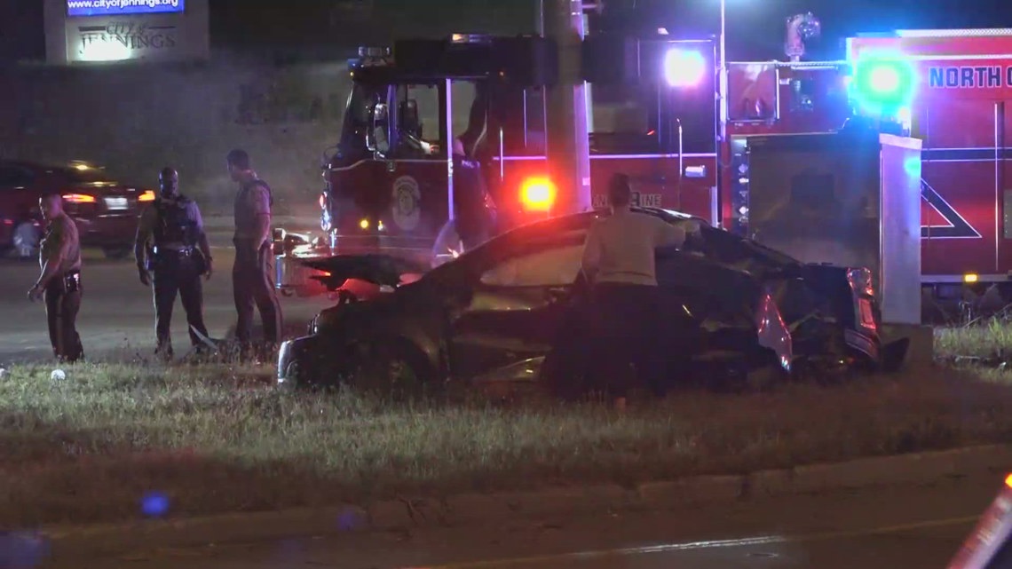 Man dies in rollover crash on Jennings Station Road, driver charged ...