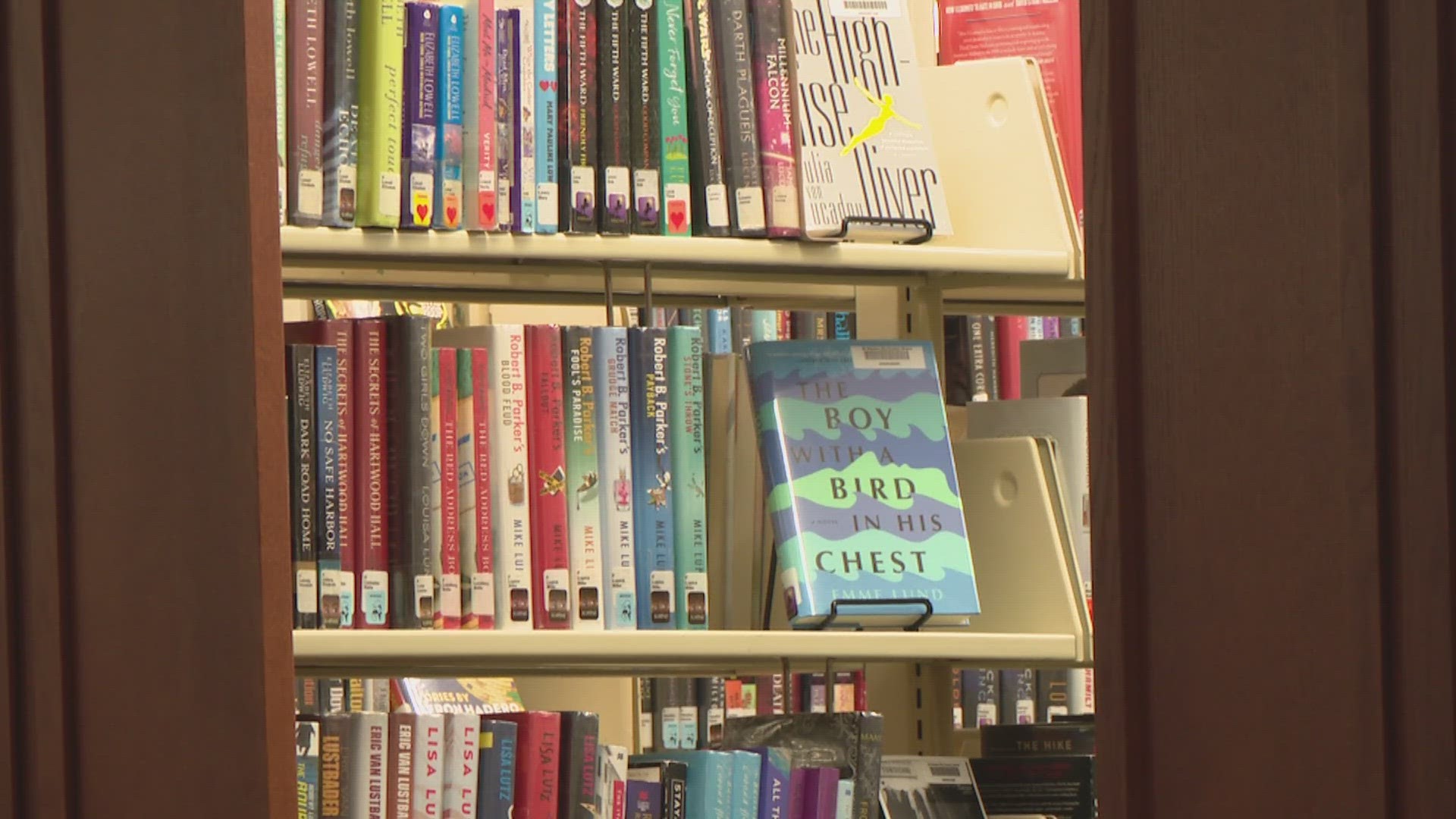 Teens will soon need parents to sign off on visits to libraries | ksdk.com