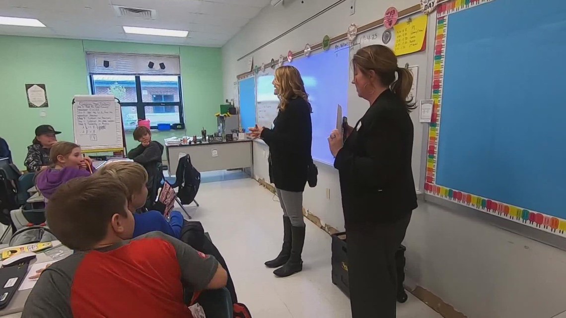 Pipes burst, flood school classrooms during winter break | ksdk.com