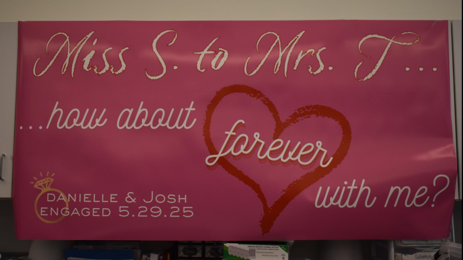 Ladue teacher surprised with marriage proposal on last day of school ...