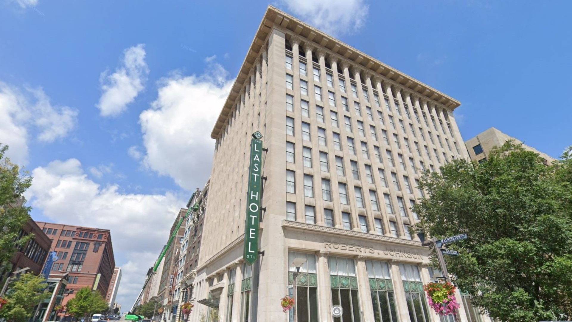Downtown St. Louis hotel that opened in 2019 up for sale | ksdk.com