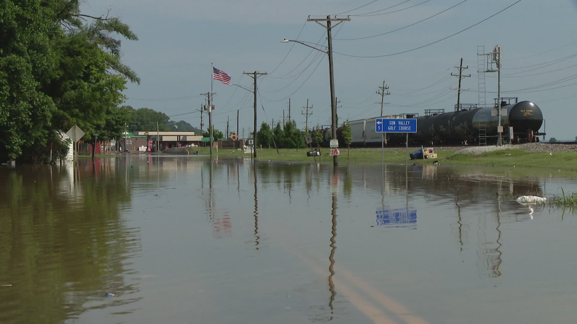 Dozens of water rescues in Lincoln County after heavy rain floods homes, cars | ksdk.com