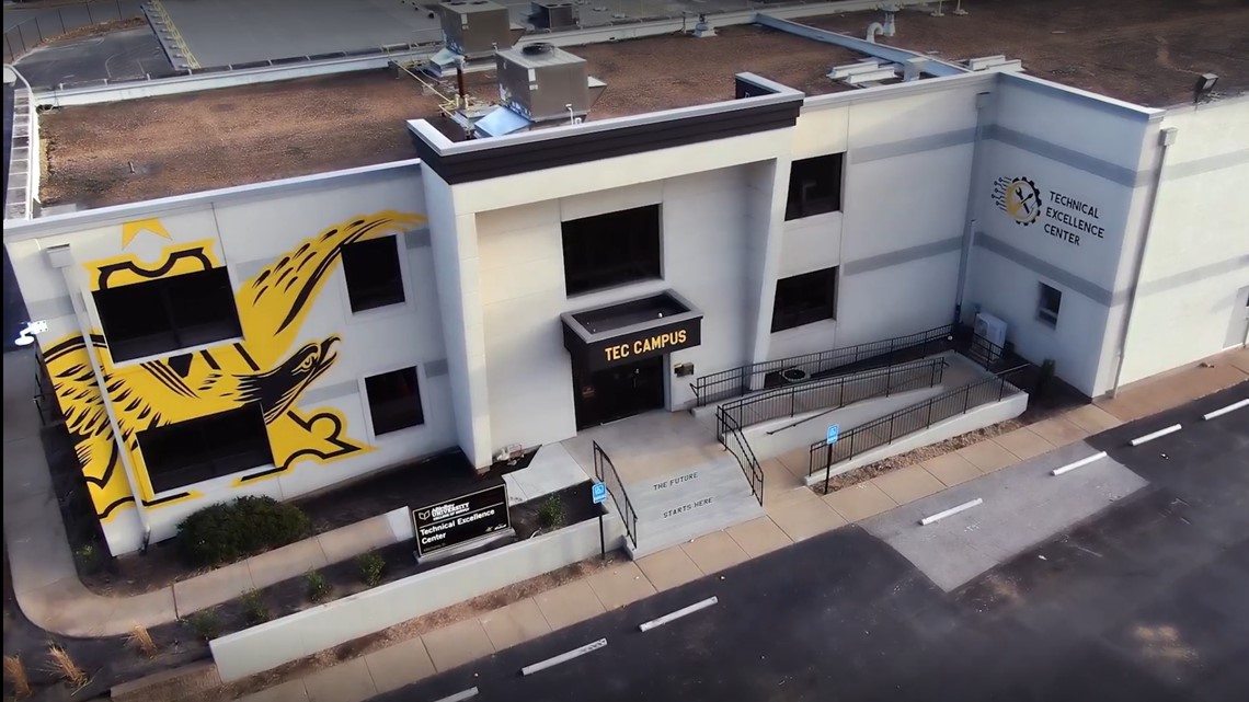 Anheuser-Busch opens training facility on St. Louis campus | ksdk.com