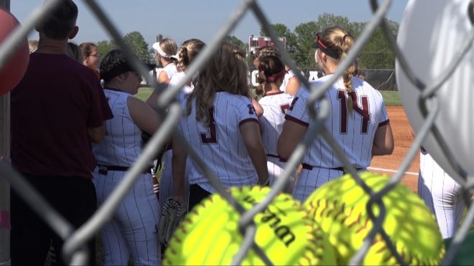 Red Bud softball senior battles Leukemia | ksdk.com