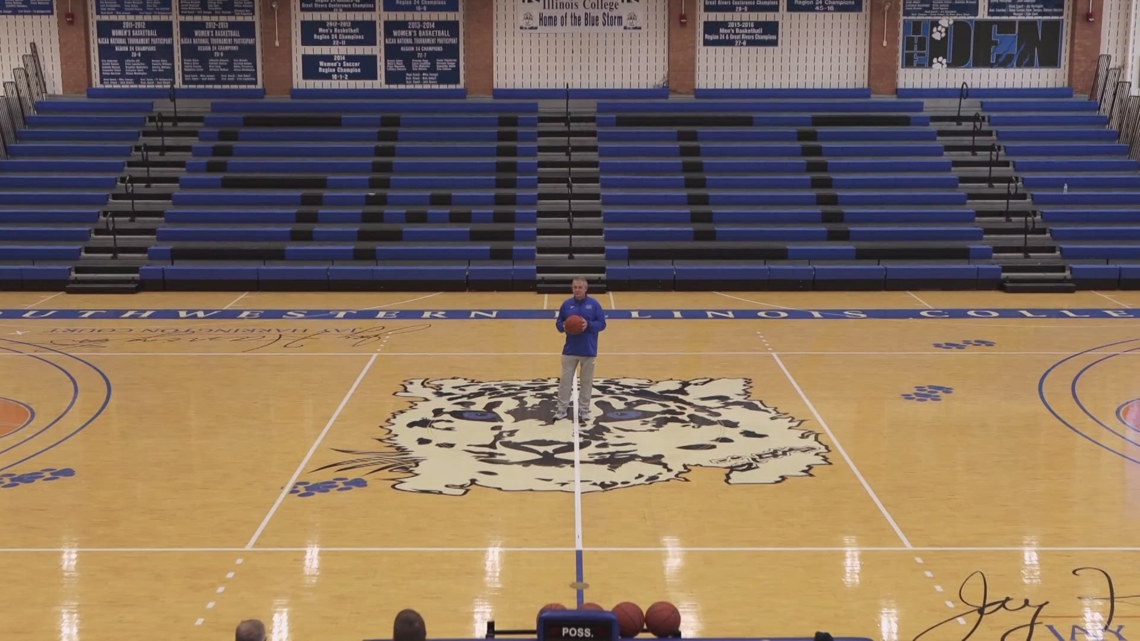 SWIC basketball coach wins 1,000 game | ksdk.com