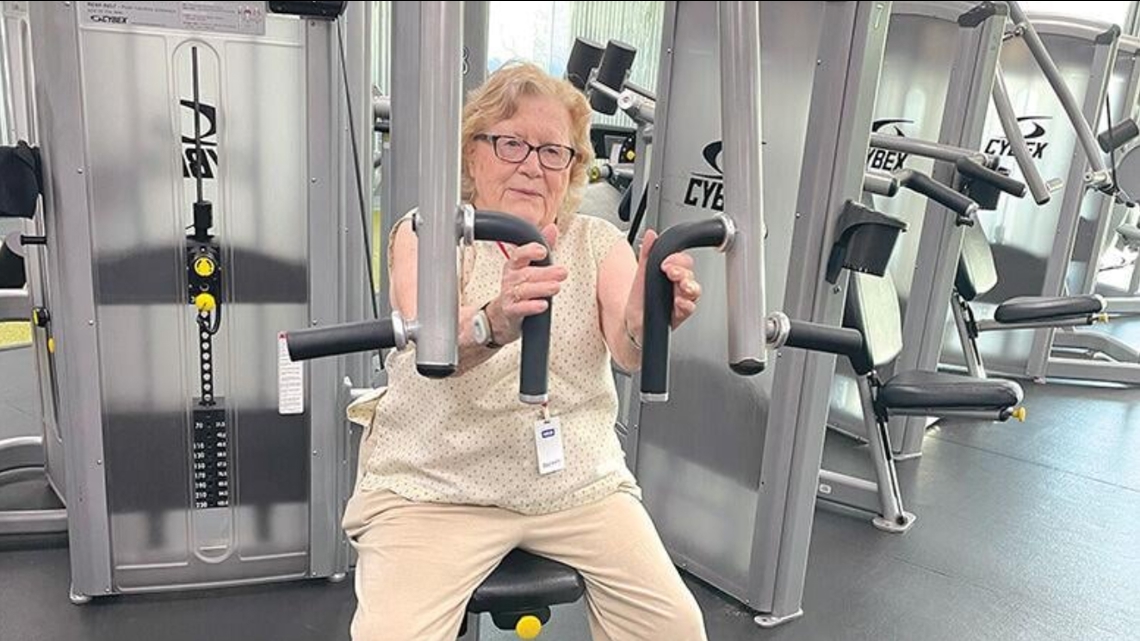 97-year-old inspiring others at Jefferson County gym | ksdk.com
