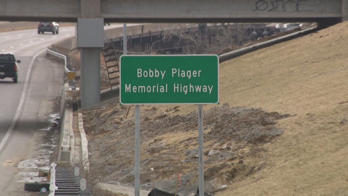 Late Blues legend Bobby Plager honored with stretch of I-64/40 | ksdk.com