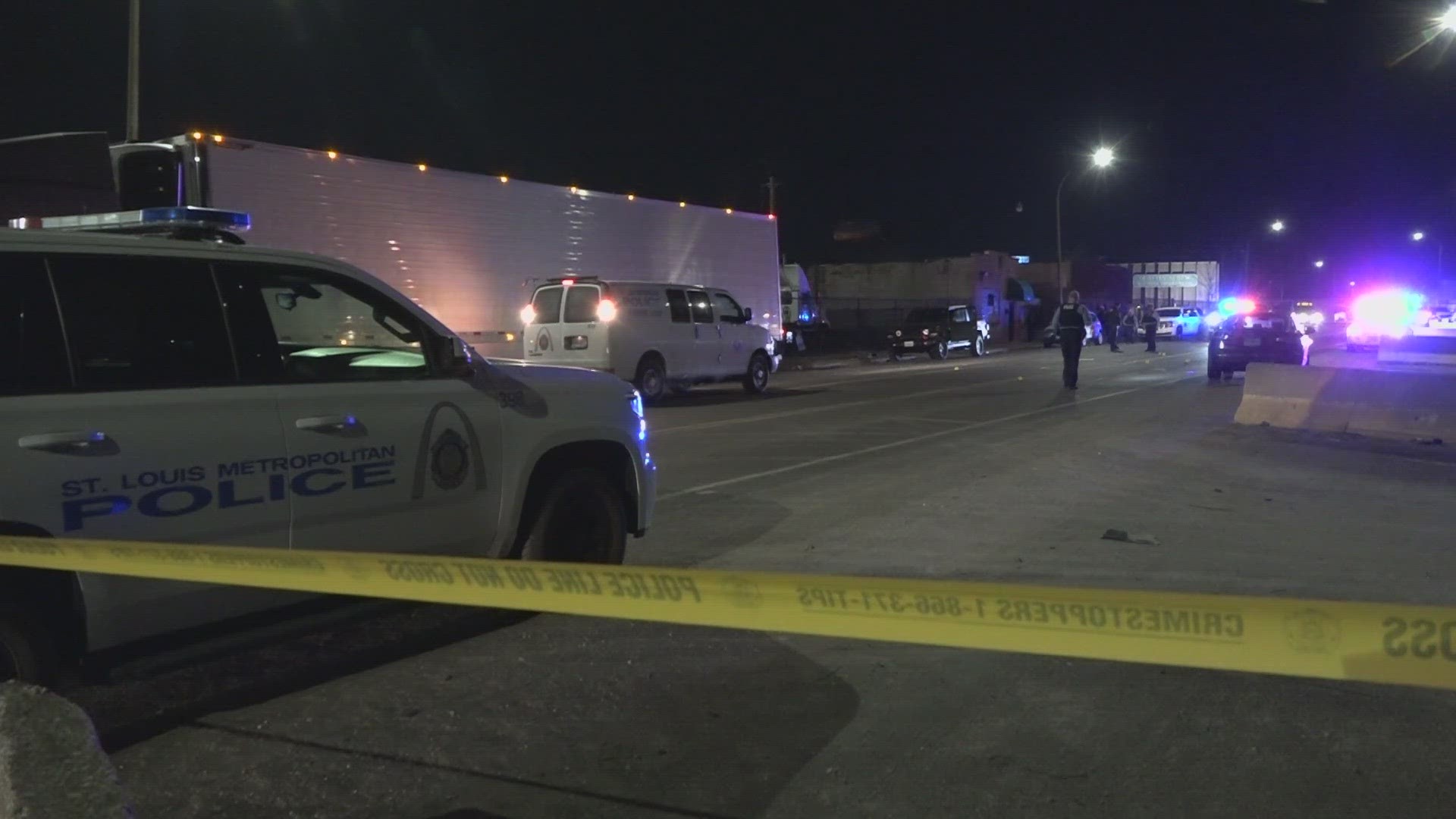 Police officer shot early Wednesday in north St. Louis | ksdk.com
