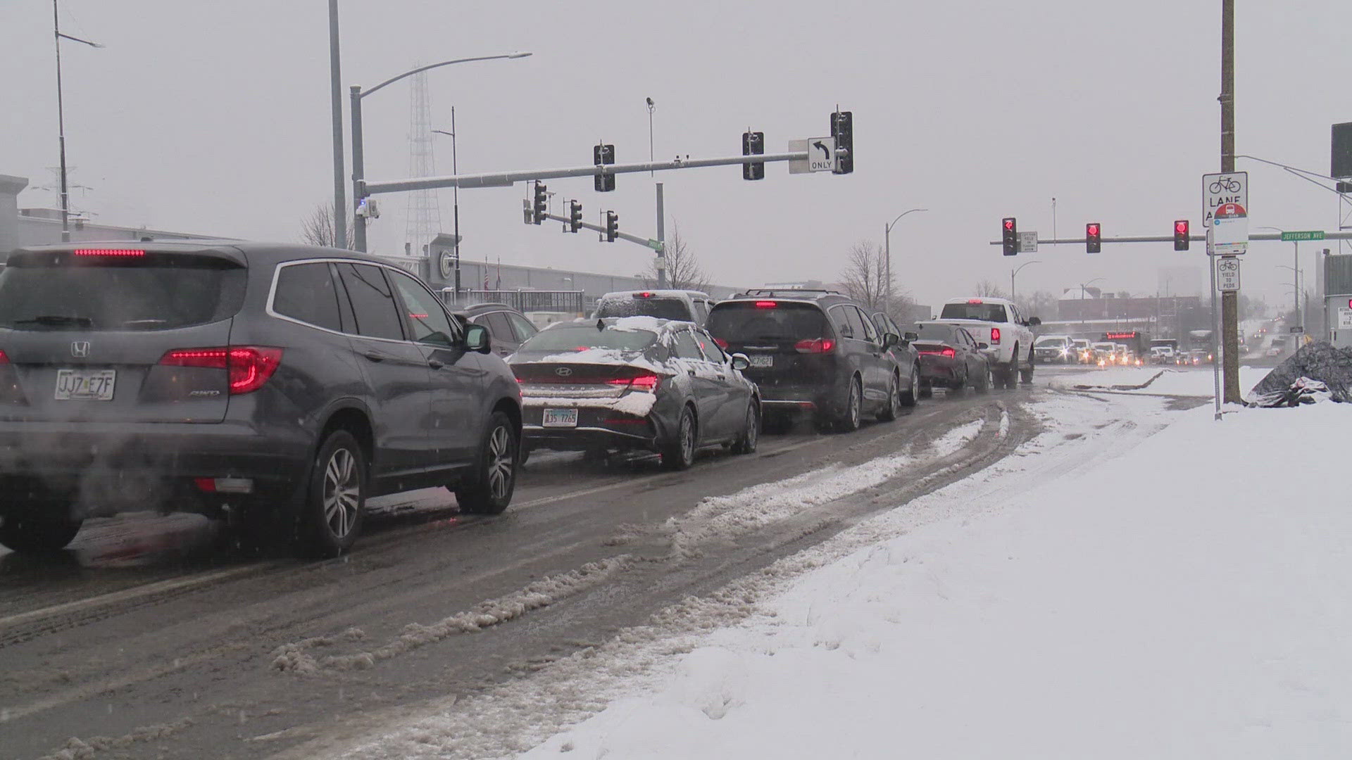 How crews are preparing for this weekend's winter weather | ksdk.com