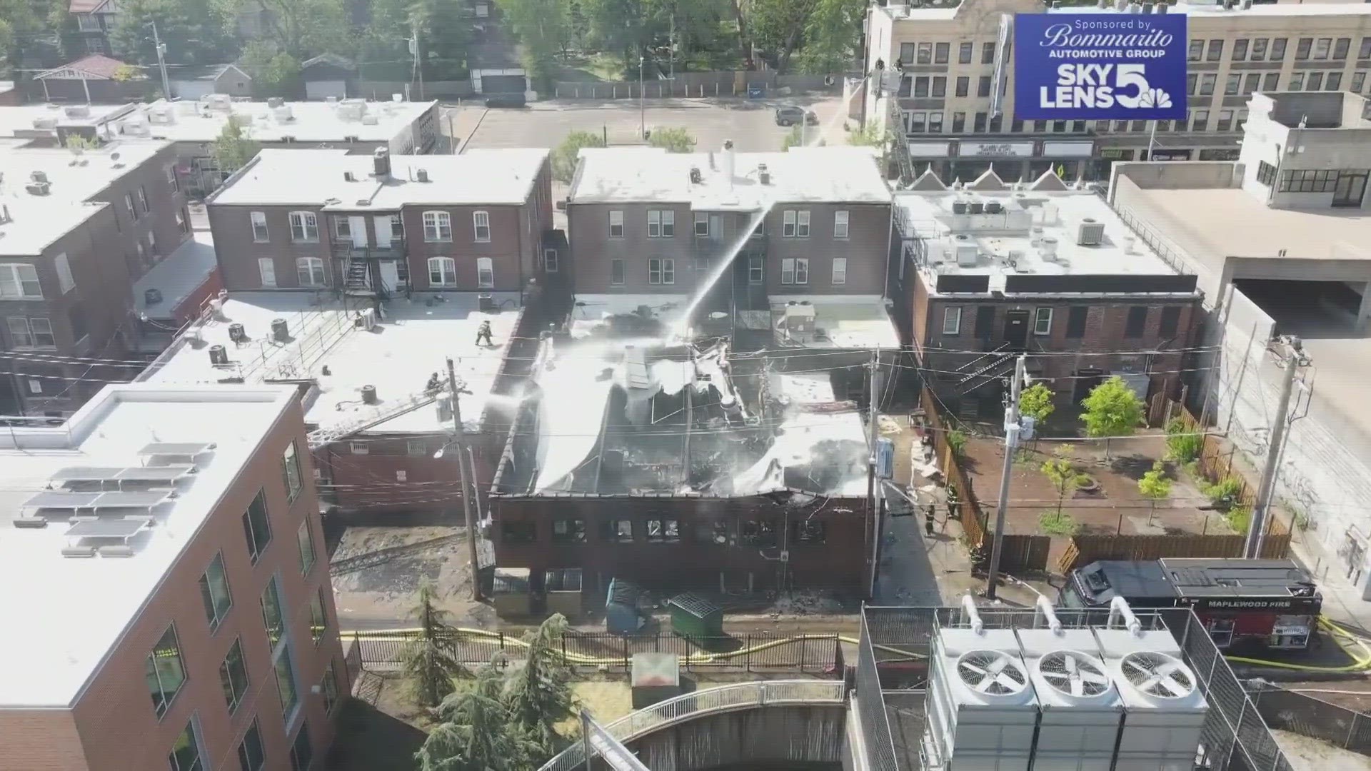 Restaurant catches fire in Delmar Loop | ksdk.com